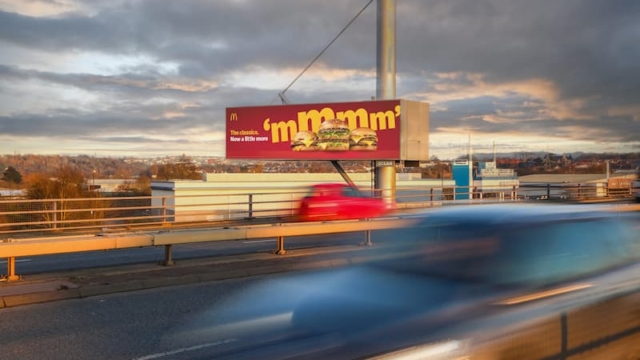 Meridian Steps @ Westfield Stratford City - Ocean Outdoor