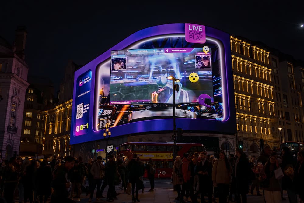 Piccadilly Lights - The Venue - Ocean Outdoor